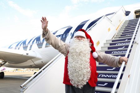 Santa Arrives in Japan from Finland – Barrier Free Japan